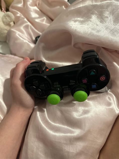 I Have This Wireless Ps2 Controller And Its Not Connecting To My Ps2 Rps2