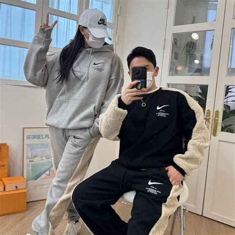 트레이닝세트 커플룩 데일리 남여공용 여행룩 트윈룩 운동복 남여의류 Dielleofficial • Instagram Photos And Videos