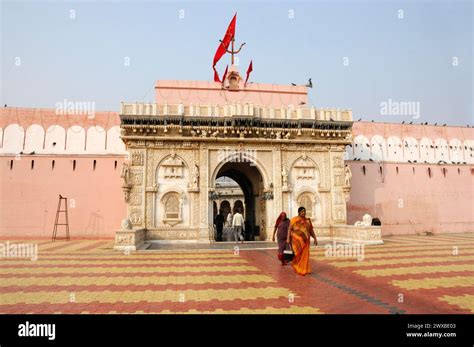 Sacred Rats Karni Mata Temple Or Rat Temple Deshnoke Rajasthan