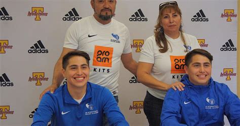 Ramirez Twins Eager For Opportunity Overseas Sports