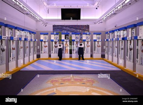 Les Vestiaires De La PremiÈre Équipe Du Stade Santiago Bernabeu Du Real