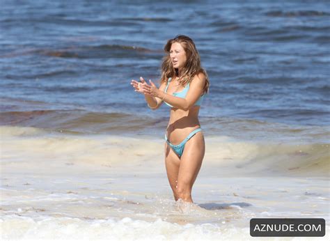 Stefanie Knight Sexy On The Beach In Tulum Mexico Aznude