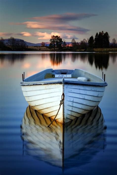 Pin By Cheryl Davis On B O A T S Boat Row Boats Beautiful Places