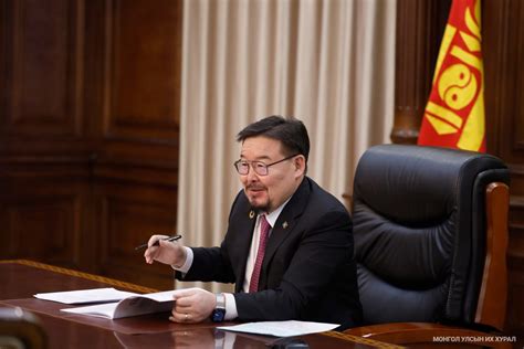 Г Занданшатар Соёлын бүтээлч үйлдвэрлэлийн салбараар дамжуулж эдийн