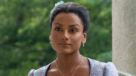 Atriz De Bridgerton E Sex Education Teve Cenas Cortadas De F1 O Filme Diretor Explica