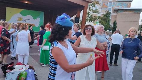 Девушки как звезды 04 07 23 Ирина Бездетко Дзен