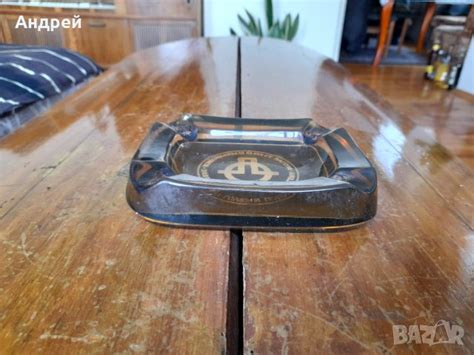 Стар пепелник Изот в Други ценни предмети в гр Перник Id39096363