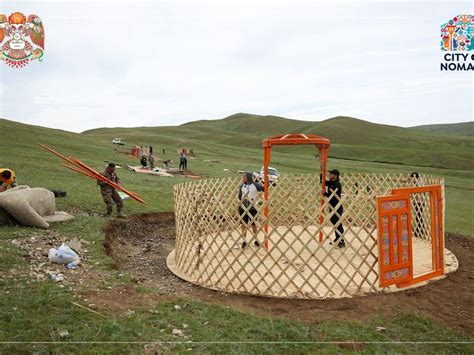 Үерт автсан иргэдийг нүүлгэн шилжүүлэх газрыг бэлдэн гэр барьж дэд бүтцийг шийджээ Isee Mn