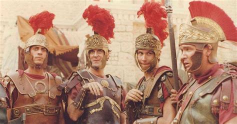 ¿los Monty Python De La Edad Media Encuentran Un Manuscrito Con Las Raíces Del Humor Británico