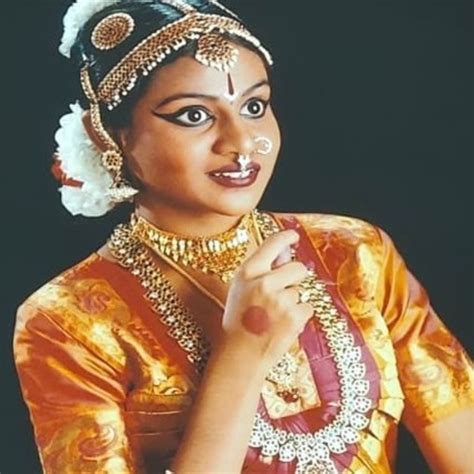 Nandhinee Dance Teacher ₹1656h