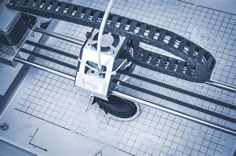 3d 프린터는 용융 플라스틱 블루 클로즈업의 형태를 인쇄합니다 0명에 대한 스톡 사진 및 기타 이미지 0명 3차원 인쇄 3차원 형태 Istock