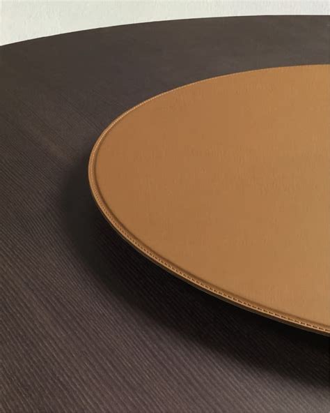 Enn Table Gentle Lines News Flexform