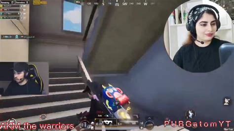 ریکشن دختر ایرانی بالای ادریس شریفی😮 ویدیو کامل اینجاست👇 لینک یوتیوب ما اینجاست Youtube