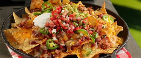 Grilled Chili Nachos Hormel® Chili