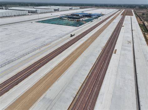 山海相连天下阔 郑州国际陆港建设再提速班列中欧铁路