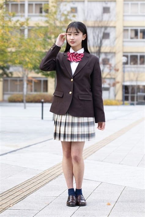 “日本一制服が似合う女子”は、人気インフルエンサーの高校3年生 上越タウンジャーナル