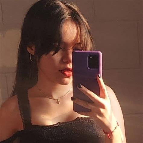 𝓜𝓮𝓵 g melodyy on Threads