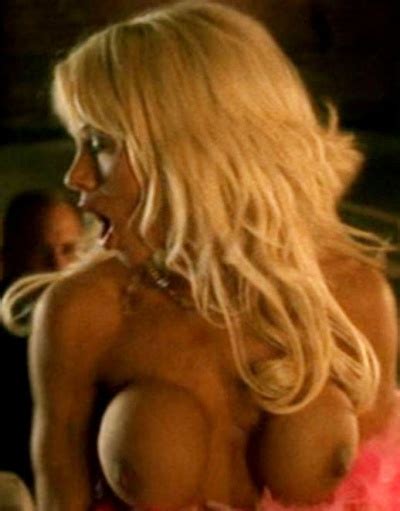 Jennifer Hill Boobpedia Encyclopedia Of Big Boobs