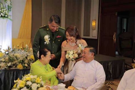 အမ်းမြို့နယ်အုပ်ချုပ်ရေးမှူး အငြိမ်းစား ဗိုလ်ကြီး အောင်ပြည့်စုံစိုး သေဆုံးမှု မိသားစုထံသို့ ၈ လက