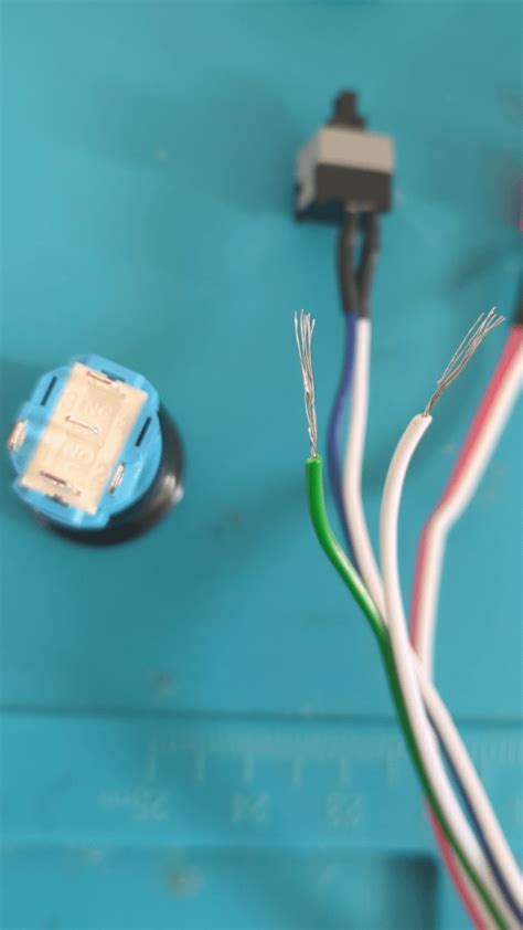 Question How To Connect This Power Switch With 5v Power Led Integrated