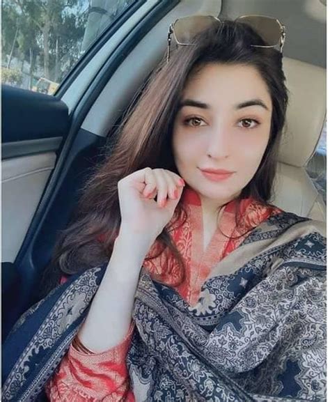 Roya Malik رویا ملـڪ