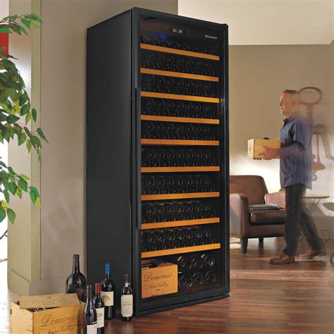 Wine Enthusiast Companies Giant 300 Bottle Single Zone Freestanding