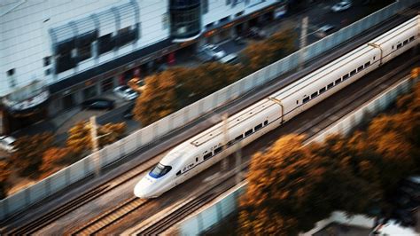 铁路国庆假期运输全面启动，预计发送旅客127亿人次凤凰网