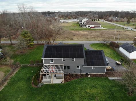 17 2 Kw Qcell 400w Iq8 System R Solar