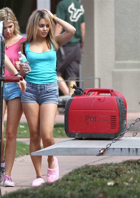 Ashley Benson Selena Gomez And Vanessa Hudgens On Spring Breakers Set