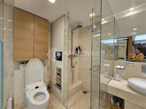 한남동 한남더힐 월세 74평형 구조 좋은 내부컨디션 깔끔한 매물 연립아파트 고급빌라