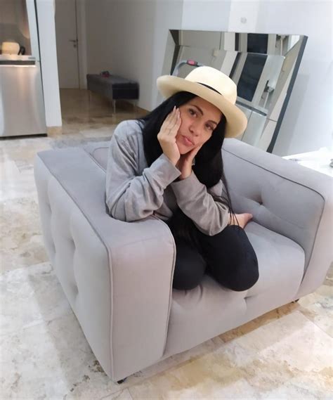 Hola Principe Mi Nombre Es Mia Tu Masajista Actualizado El