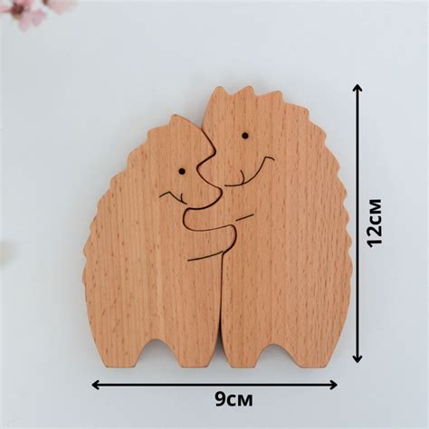 Статуэтка деревянная семья ёжиков неразлучники фигурка из дерева пазл статуэтка для