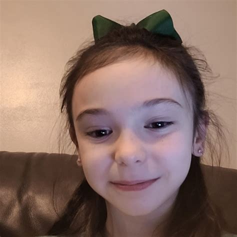 Isabelle Creates Youtube