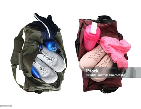 흰색 배경에 스포츠 가방과 체육관 물건 상단보기 콜라주 여행 가방에 대한 스톡 사진 및 기타 이미지 여행 가방 운동 체육관 Istock