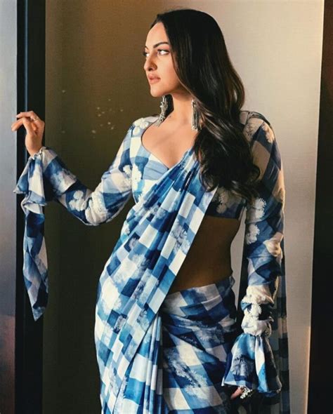 Throwback When Sonakshi Sinha Teamed With Plaid And Floral Print Blue