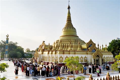 မြို့ဦးအောင်စေတီဘုရားကြီးတွင် ကဆုန်လပြည့် ဗုဒ္ဓနေ့အထိမ်းအမှတ် သံဃာတော် ၁၀၈ ပါးတို့အား ဆွမ်း၊ ဆ