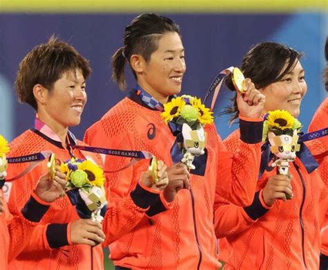 五輪連覇！女子ソフトボール日本代表 写真特集：時事ドットコム