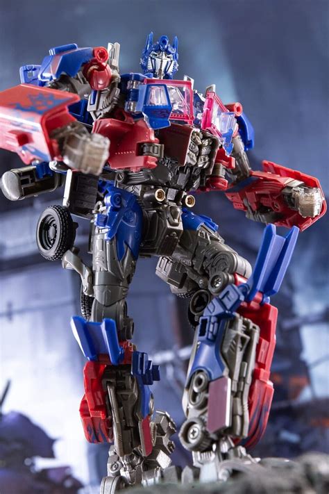 Optimus Prime Transformers Action Figure Deformation Car Robot Toys
