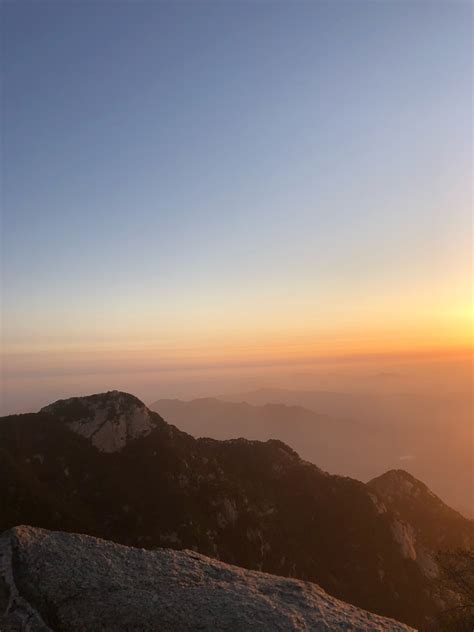 2025日观峰游玩攻略 泰山三美煎饼卷大葱泰安香菇 去哪儿攻略