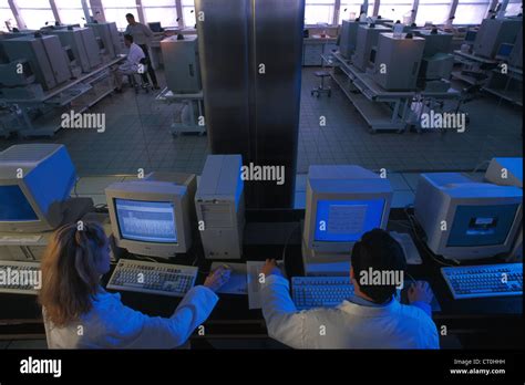 Scientist Gene Model Computer Hi Res Stock Photography And Images Alamy