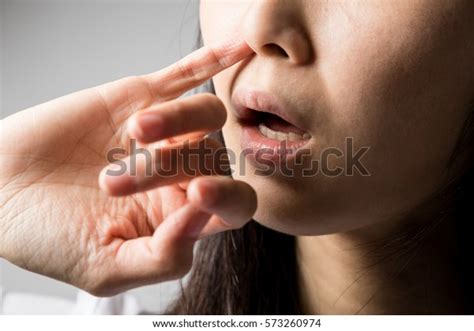 Woman Picking Booger Stockfoto 573260974 Shutterstock