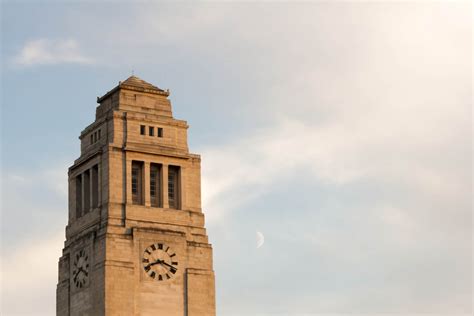 象牙塔建筑象牙塔大山谷图库