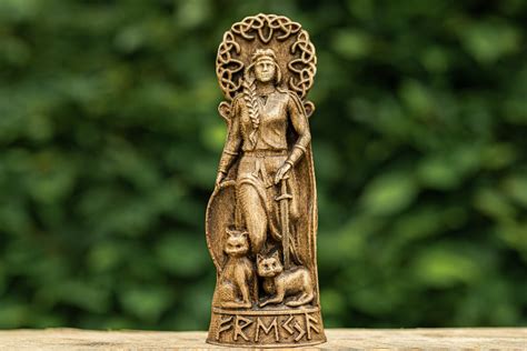 Large Freya Norse Goddess Of Love Beauty And Fertility Statue 105