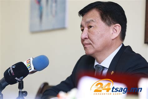 БХБ ын сайд Ц Даваасүрэн зураг төсвөө өөрчилж барилга барьж буй асуудалд арга хэмжээ авахыг