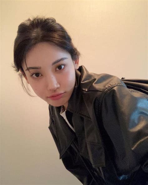 Ulzzang에 있는 나연🍑🍑님의 핀 아시안 메이크업 아이메이크업 메이크업 스타일