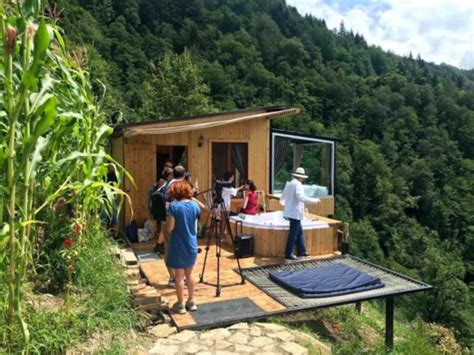 მომღერალი ქეთი მელუა აჭარაში ვიდეოკლიპებს იღებს Batumelebi • აჭარის ტურიზმისა და კურორტების