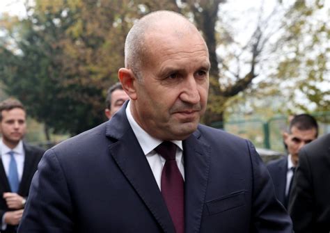 ГОРЕЩА МЪЛВА Румен Радев губи важна битка в Конституционния съд Информационна агенция ПИК