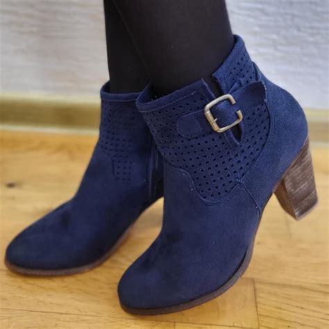 Черевички замш 39р — ціна 210 грн у каталозі Черевики Купити жіночі речі за доступною ціною на