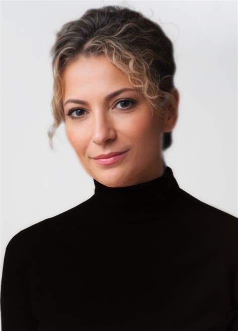 Yeliz Ger Ek Bb Ehir Tiyatrolar