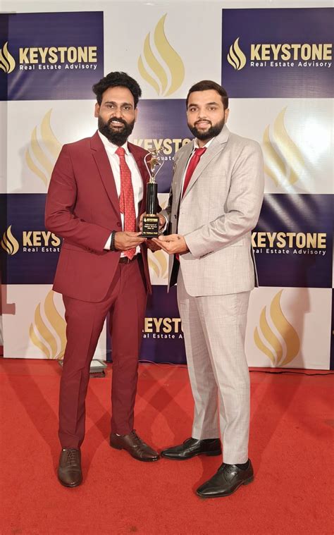 Employeeoftheyear Highestsales 2ndconsecutiveyear Reward